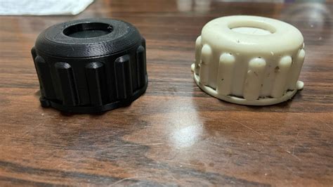 Распечатал крышку для советской канистры Время печати 2 5 часа Сопло 0 4 слой 0 2 2025