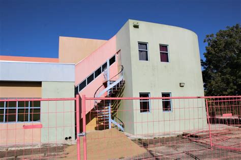 Maintenance Work On The National Library Building In Oranjestad English 24ora