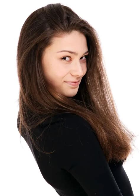 Can Shampoo Actually Straighten Hair