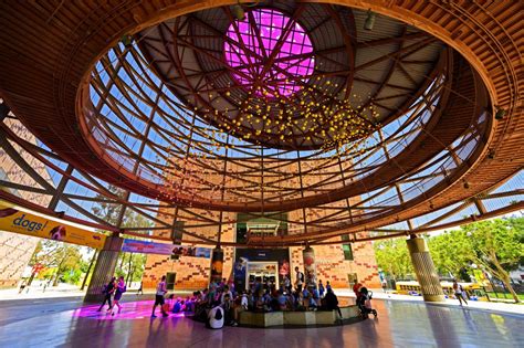 Download California Science Center Entrance Canopy Wallpaper