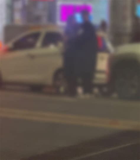 임신한 아내를 두고 연말 회식이라 늦어진다던 남편 번화가에서 여자와 단둘이 술을 마신다 불행중 다행일까 모텔로 향할 줄 알았던