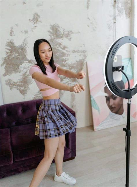 Tiktoker Nghĩa Là Gì Giải Mã Sức Nóng Của Nghề Tiktoker Hiện Nay