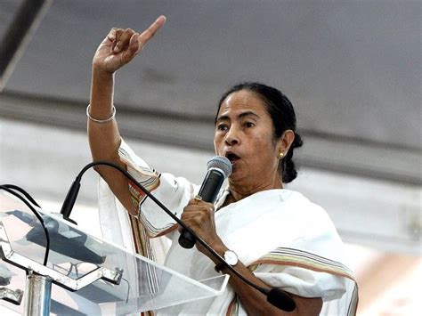 Mamta Banerjee Targets Up Cm Yogi Adityanath Over Rally