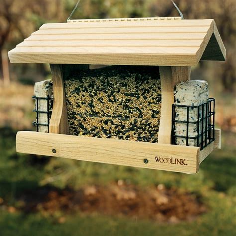 Deluxe Unfinished Cedar Hanging Hopper 5 Lb Capacity In The Bird