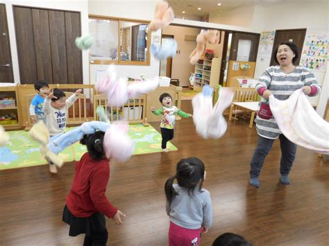 タオル遊び｜神戸市西区の保育園｜安心の少人数保育ふわり池上