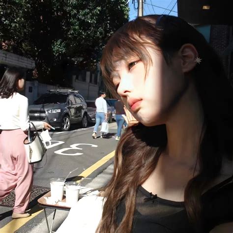 头像 纯欲风格真人女生