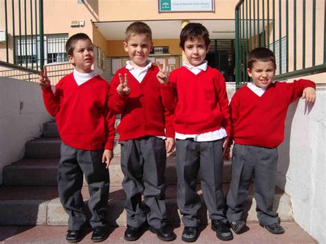 Como SÃo Os Uniformes Escolares Em Alguns PaÍses Ao Redor Do Mundo