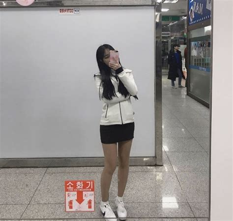 이쁨에 있는 Leila님의 핀 짧은 의상 청소년 여자 패션 여자 교복