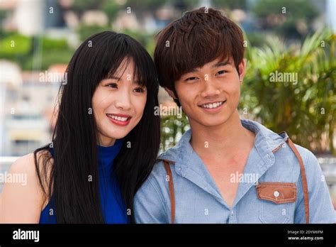 Meng Li And Lanshan Luo At A Photocall For The Film Tian Zhu Ding A