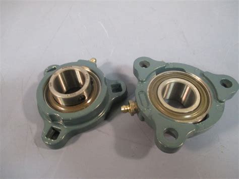 Lot Of 2 Dodge Flange Bearing Block 3 Bolt 124605 Etech Surplus