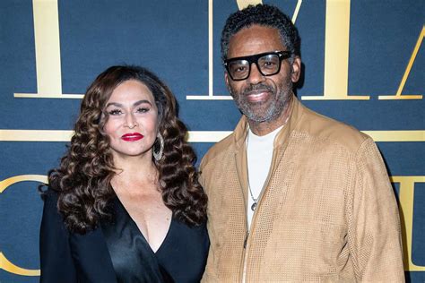 Beyonce Mom Tina Knowles Files For Divorce From Actor Richard Lawson