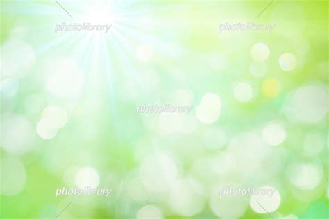 ボケた緑の背景に光 イラスト素材 7099189 フォトライブラリー Photolibrary