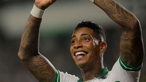 Alef Manga Tem Conversa E Pede Desculpas Ao Elenco Do Coritiba