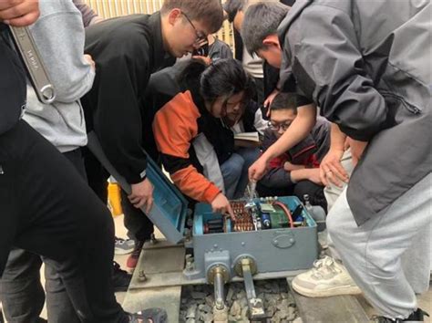 机械与电气工程学院学生赴西安铁路局安康电务段开展生产实习西安交通工程学院 陕西唯一一所以轨道交通类为特色的普通本科院校西安铁路类高职大专
