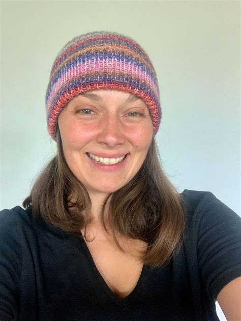 EINFACHE BEANIE MÜTZE MIT RIPPEN MUSTER STRICKEN INKL TUTORIAL EVITA LANA