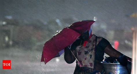Chennai Rains Today Cyclone Michaung News Live Cycolne Michaung To