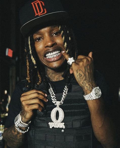 𝖲𝖬𝖤𝖤𝖹𝖸 𝖪𝖸 Cute rappers Rapper outfits King von rapper aesthetic