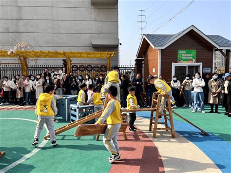 灵璧县开展幼儿园“安吉游戏”观摩与培训活动人员教育进行