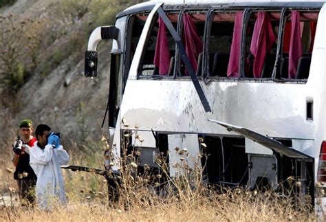 Un Grupo Armado Kurdo Se Atribuye El Atentado Con Seis Muertos De Estambul