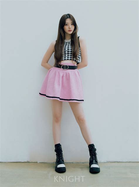 230712 Stayc For Knight Magazine July 2033 Issue Pictorial Rstayc