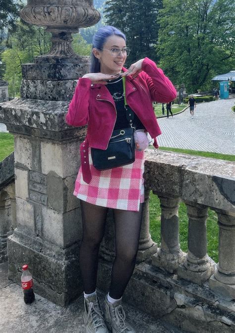 Anastasiya Dryomova Dryoma cosplay さんのイラストマンガ作品まとめ 1 件 Twoucan
