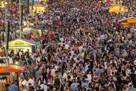 Xxl Wiesn Bilanz Besucher Rekord Weniger Bier Aber Mehr Drogen Und Gemeldete Sex Straftaten