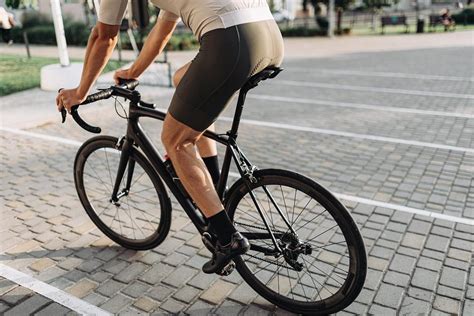 Mountain Biking Vs Road Biking — The Key Differences By Niall O