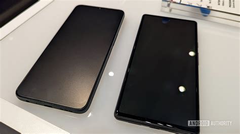 TCL Nxtpaper Phone Concept Hands On If Kindle And OnePlus Were One