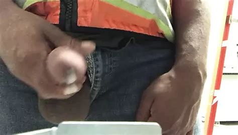 Construction Worker Bear Shows Off His Ass And Big Dick Gay Amateur
