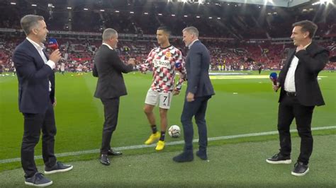 Cristiano Ronaldo Blanks Critic Jamie Carragher Before Manchester