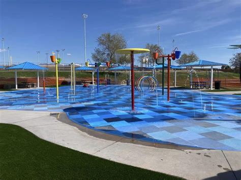 Splash Pad Ribbon Cutting The Buzz The Buzz In Bullhead City Lake