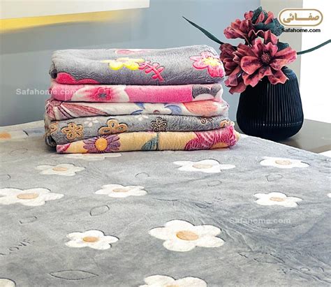 پتو مسافرتی سلنا طرح Love صفاهوم