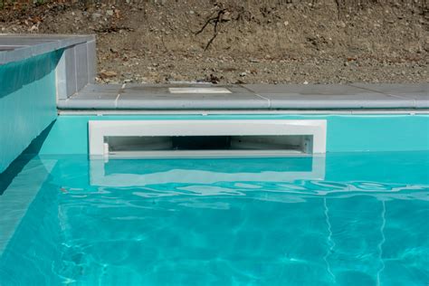 Realizzazione Piscina Interrata Scala Laterale Grilloandpiana
