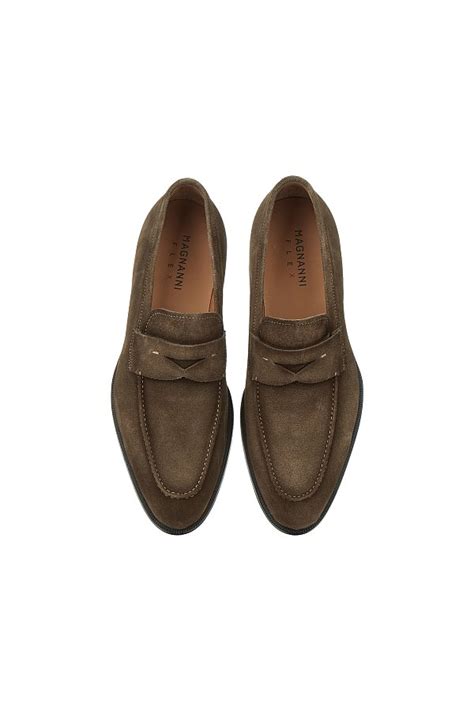Man On The Boon맨온더분 Magnanni 블런트 토 스웨이드 페니 로퍼 Sivillage 에스아이빌리지