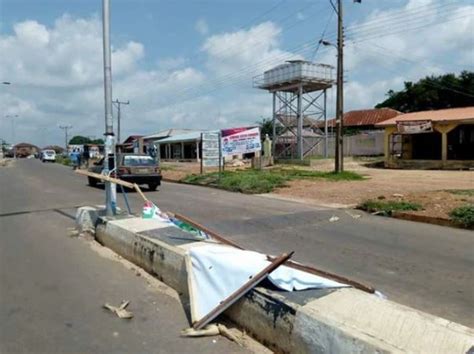 Fayemi S Thugs Destroy PDP Campaign Billboards PDP Photos
