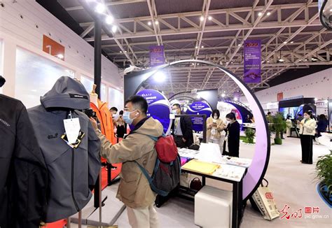 2022第24届中国绍兴柯桥秋季纺博会开幕 光明网