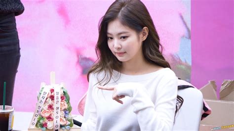 Profile Dan Biodata Jennie Blackpink Sang Rapper Cantik Nan Imut