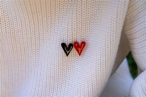 하트는 빨간색과 검은 색을 그렸다 발렌타인 데이 사랑의 상징 0명에 대한 스톡 사진 및 기타 이미지 0명 겨울 계절