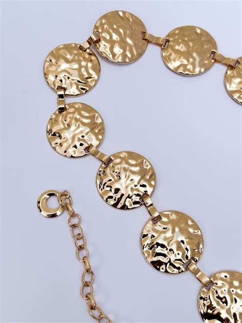 Cinto Corrente Medalha Maxi Atelier 91 Moda Feminina En 2024