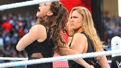 Ronda Rousey Vs Stephanie Mcmahon Is Wwe Aim For Wrestlemania