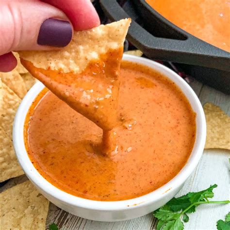 Easy Copycat Chili S Skillet Queso Dip Recipe Modernmealmakeover