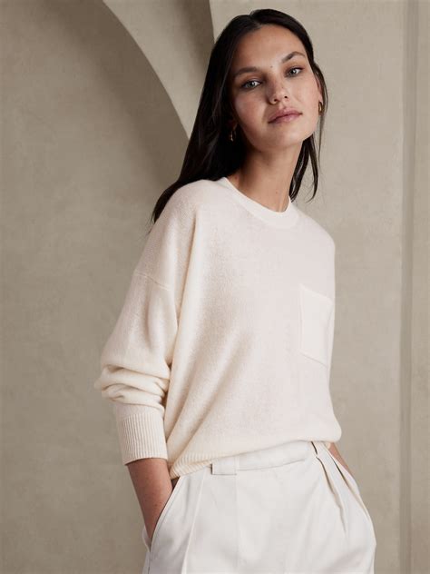 Banana Republic Caro Cropped Lightweight Cashmere Sweater Beige 443677082