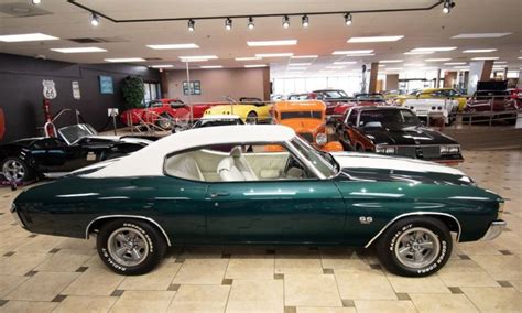 5 Cool Classic Car Features That Newer Cars Dont Have Ideal Classic