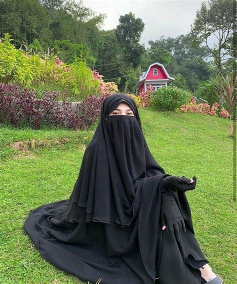 sjro adlı kullanıcının Clothes panosundaki Pin Müslüman Peçe Resimler