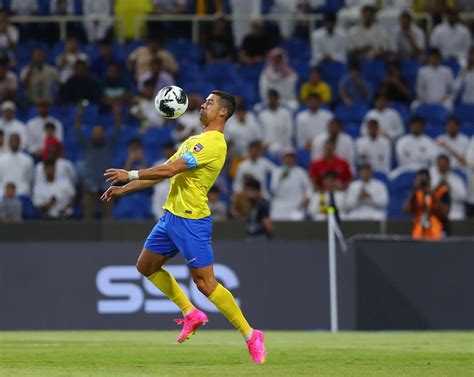 Ronaldo Torehkan Sejarah Dengan Pecahkan Rekor Gol Sundulan Terbanyak