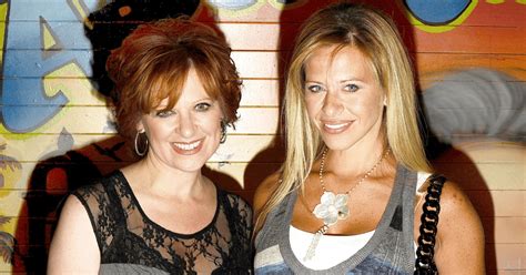 Rhonj Alum Dina Manzos Ex Tommy Manzo Seeks Plea Deal For Mob