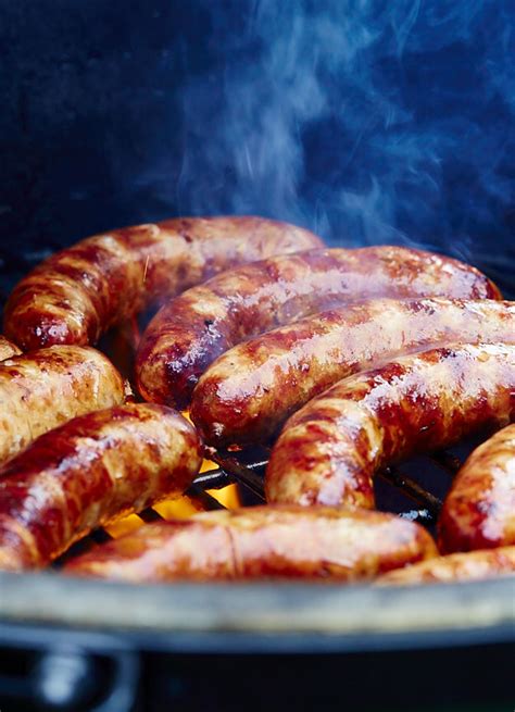 Best Way To Cook Brats To Beer Or Not To Beer I Food Blogger