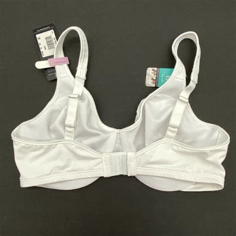 Bali Intimates And Sleepwear Nwt Bali Passion For Comfort Minimizer Bra