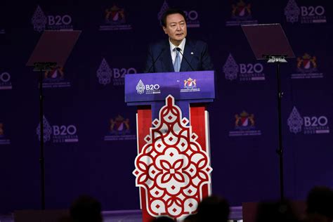 South Koreas Yoon Chinas Xi To Hold Summit In Bali Yonhap Reuters