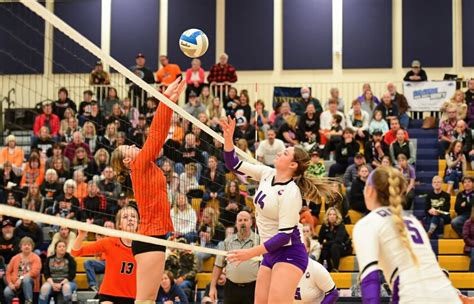 Cloquet Cant Loosen Grand Rapids Grip On 7aaa Volleyball Crown
